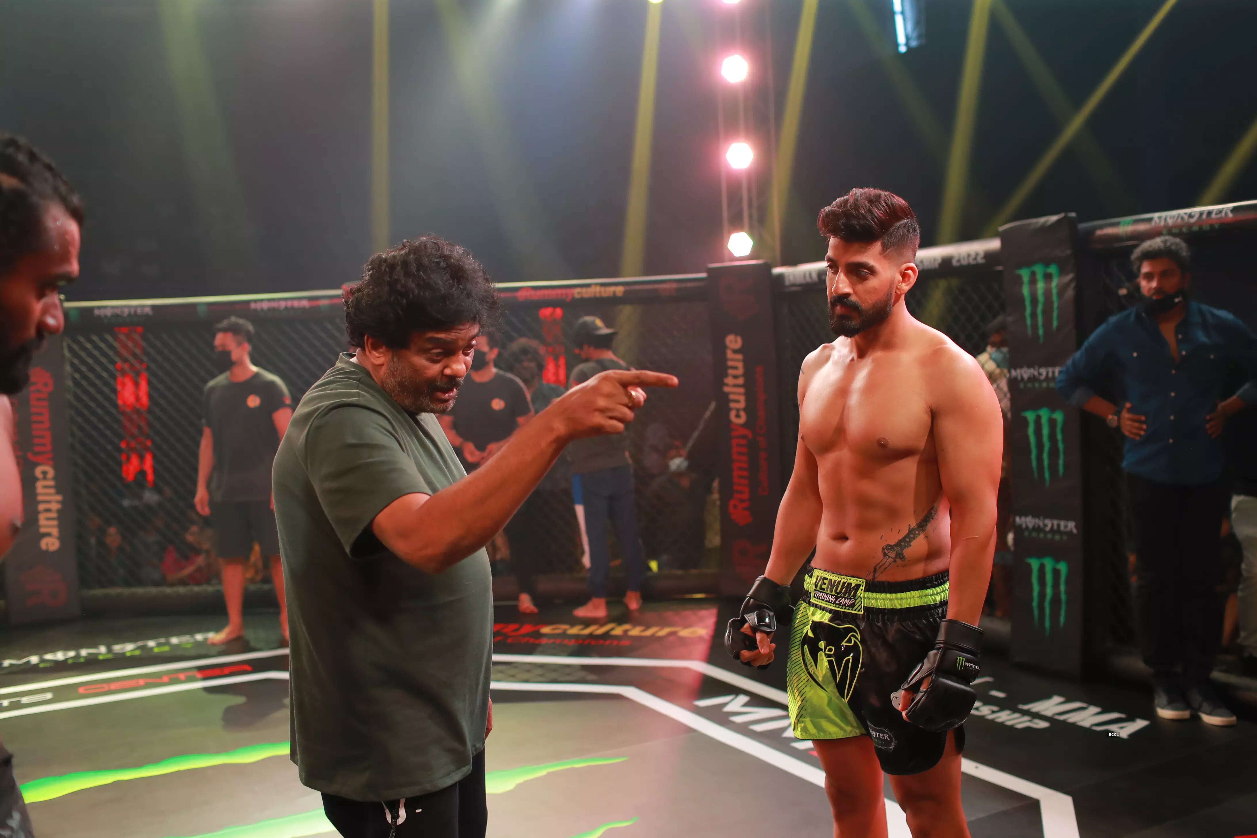 Vish, the fiery rebellious Baddie in 'Liger' is ready to rock silver ...