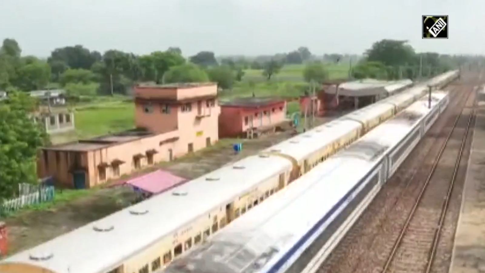 Ministry of Railways conducts third Vande Bharat rake trial run in Kota ...