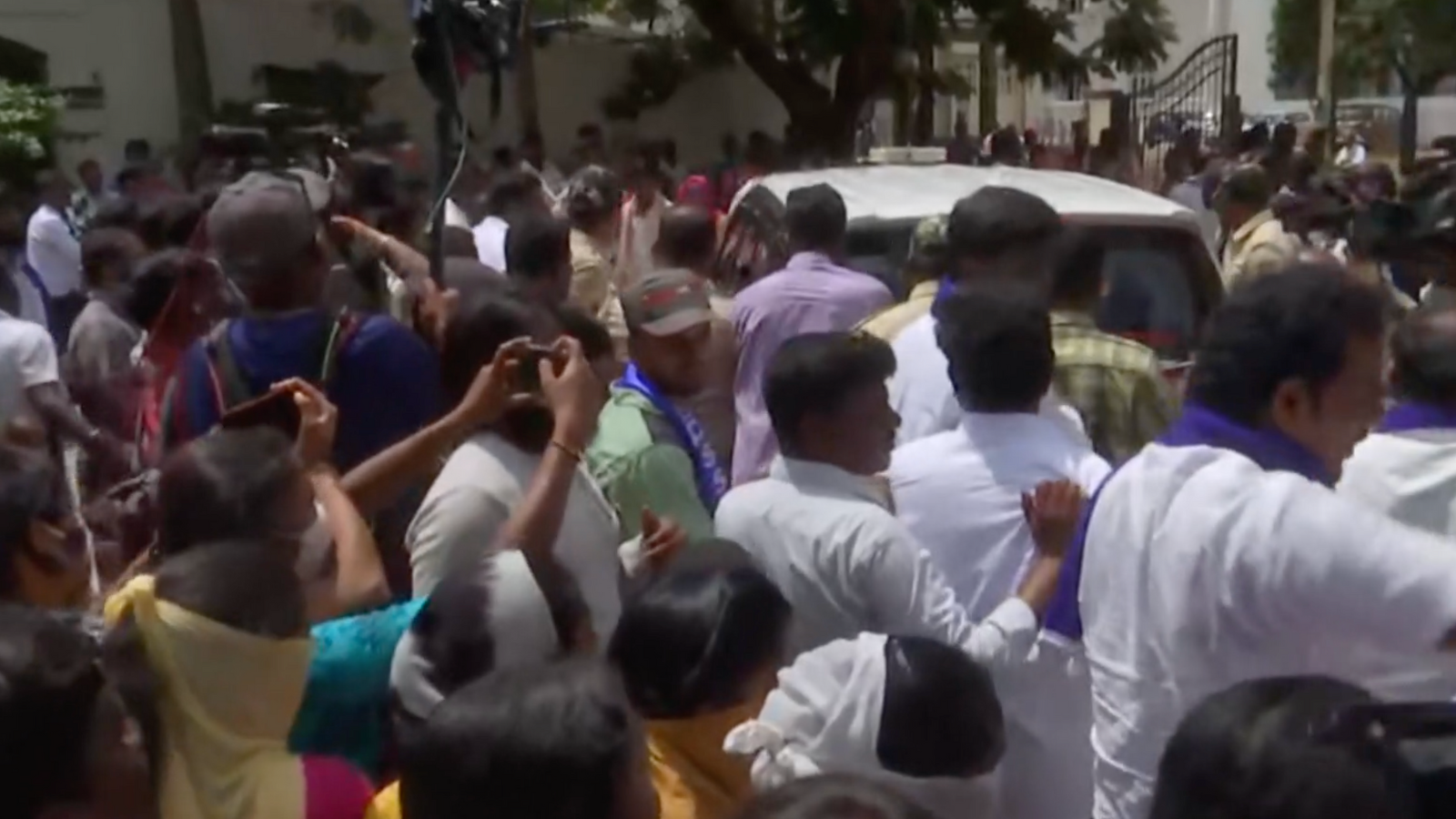 murugha mutt: Murugha Mutt case: People protest against district ...