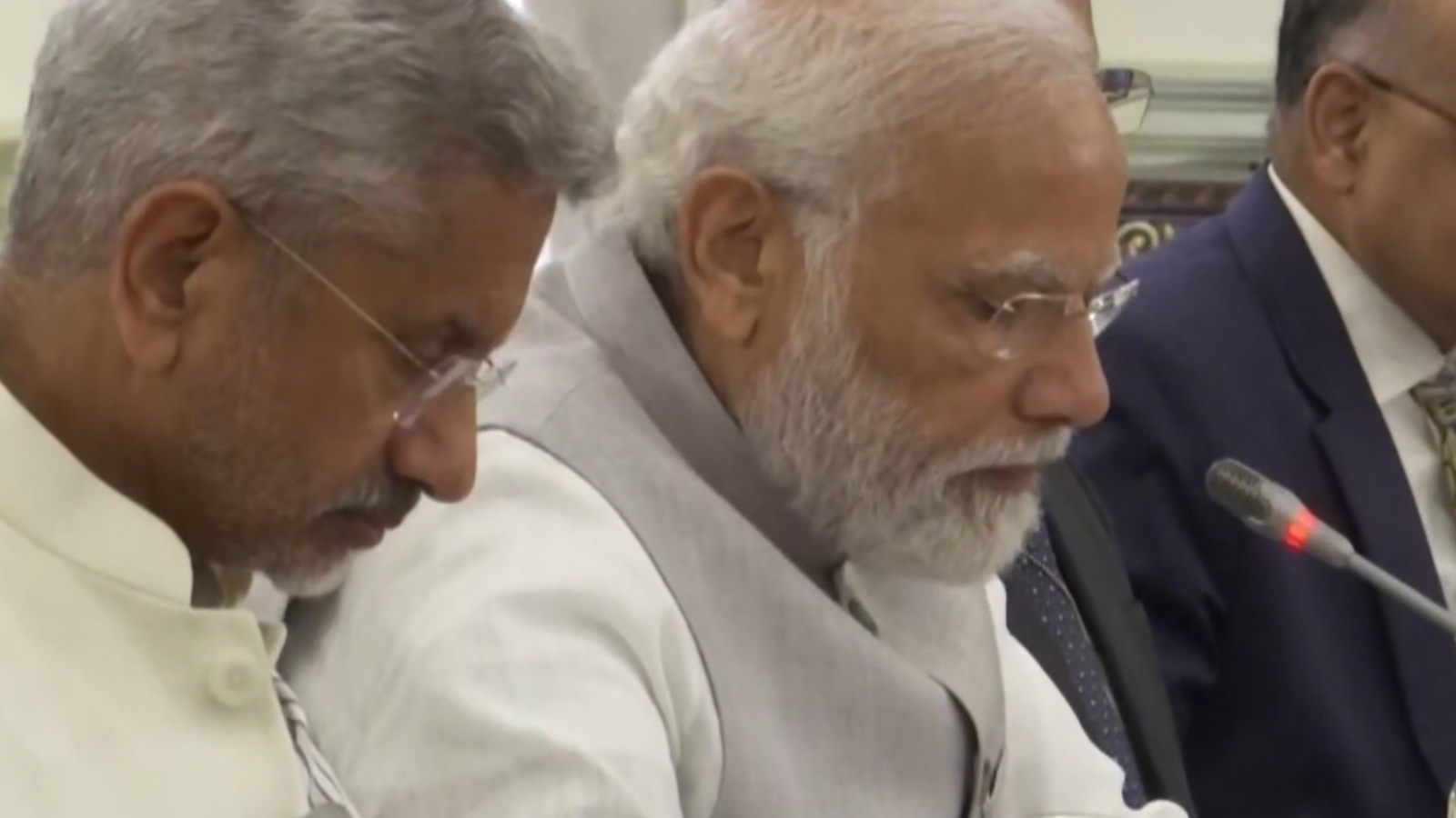 Delhi: PM Modi, Bangladesh PM Hasina hold delegation-level talks in Hyderabad House