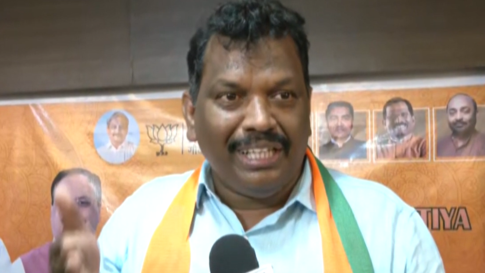 Top leaders will leave Congress in coming days, says Michael Lobo after ...