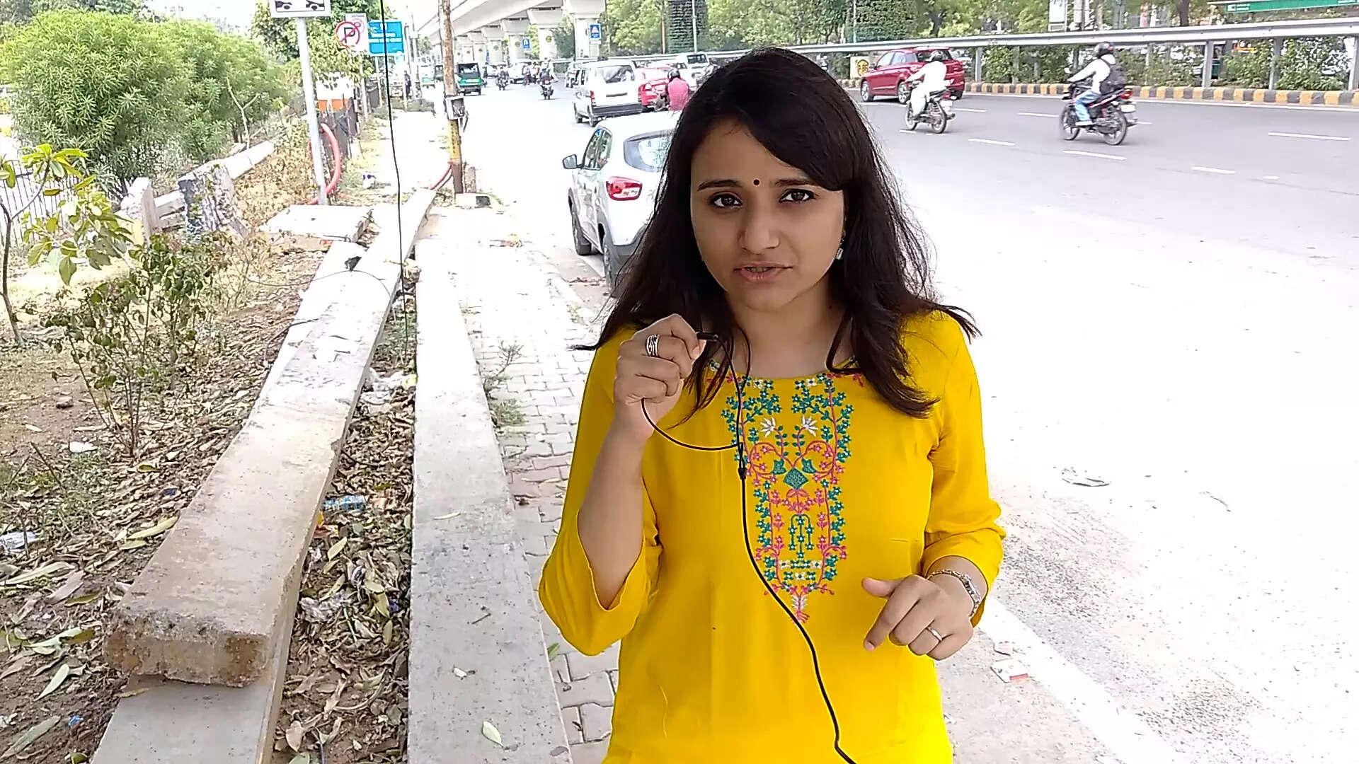 On Gurgaon's MG Road, the futile search for usable footpaths