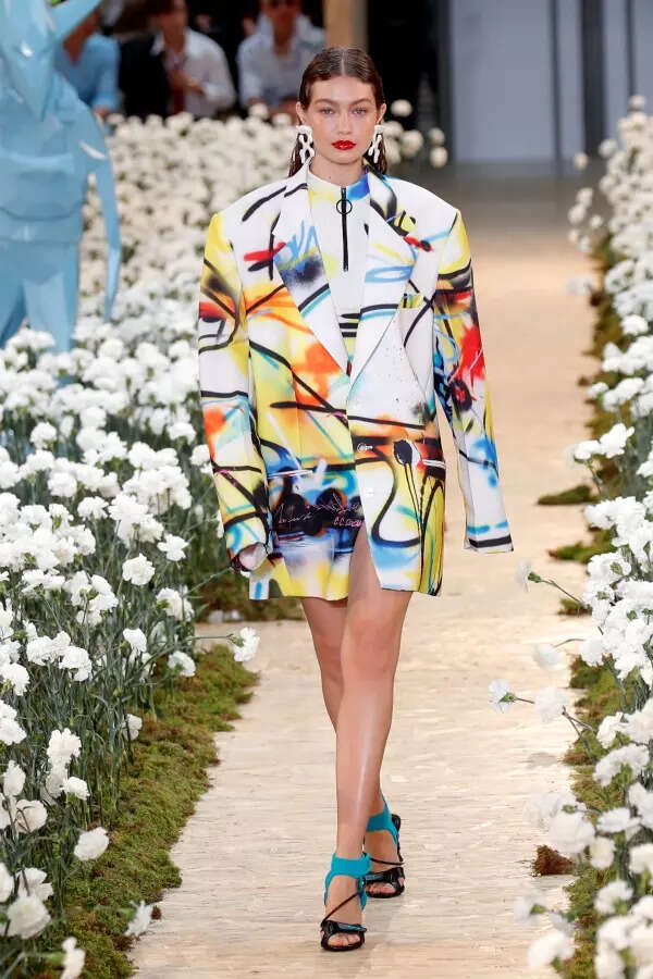 Gigi Hadid's most fashionable runway looks in glamorous pictures- The ...