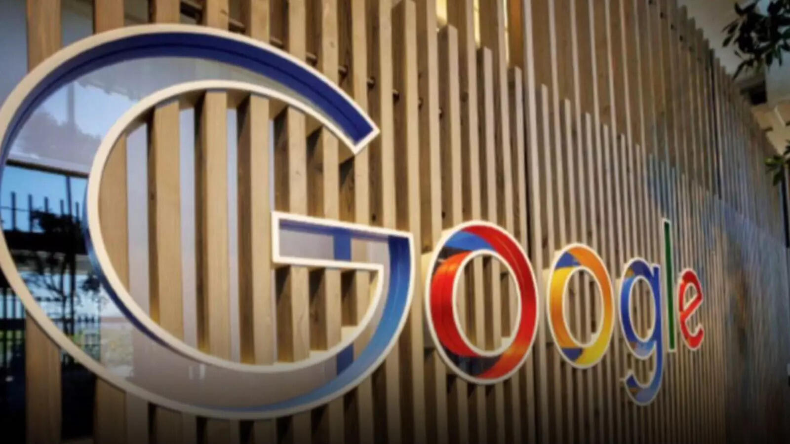 Google updates Photos app, brings collage editor and shareable Memories