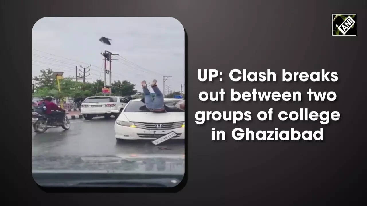 ghaziabad: UP: Clash breaks out between two groups of college in Ghaziabad