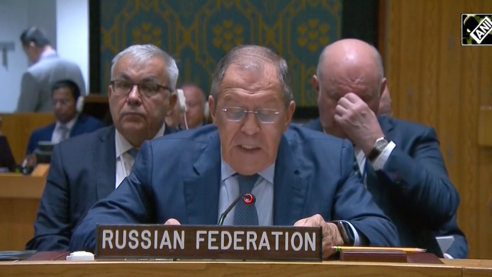 Ukrainian armed forces using peaceful civilians as human shields ...