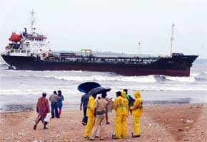 In repeat of MV Wisdom, tanker gets grounded off Versova