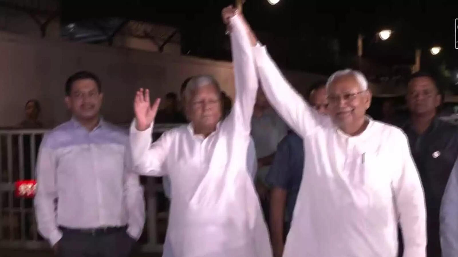 Need to come together to remove BJP: Lalu Yadav post-meeting Sonia Gandhi