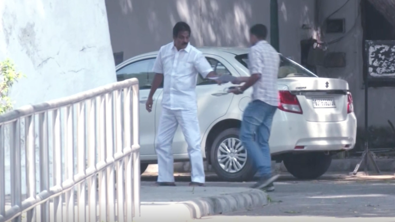 Delhi: KC Venugopal arrives at 10 Janpath to meet Sonia Gandhi