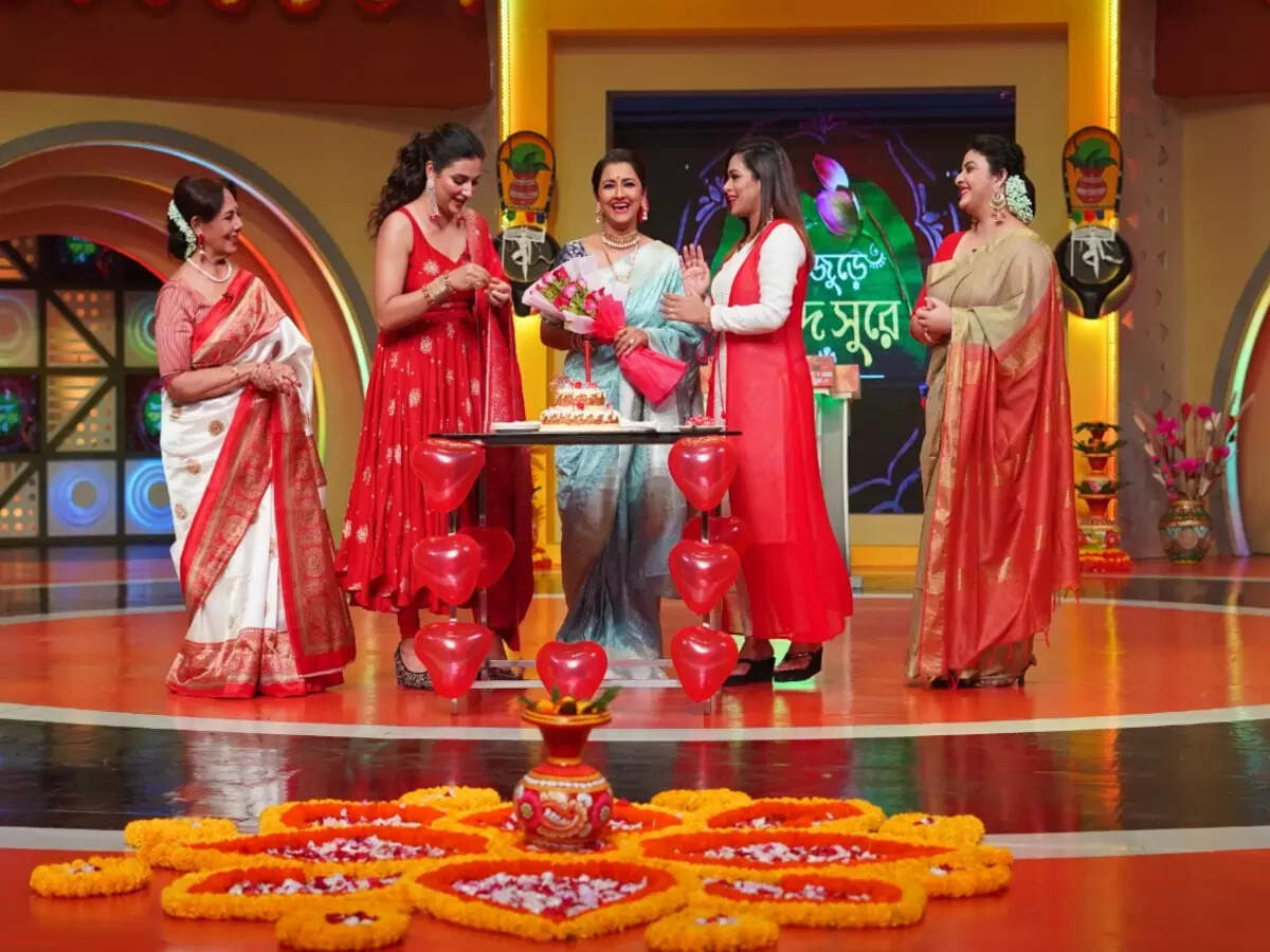 Rachna Banerjee-hosted Didi No. 1 gears up for Durga Puja special ...