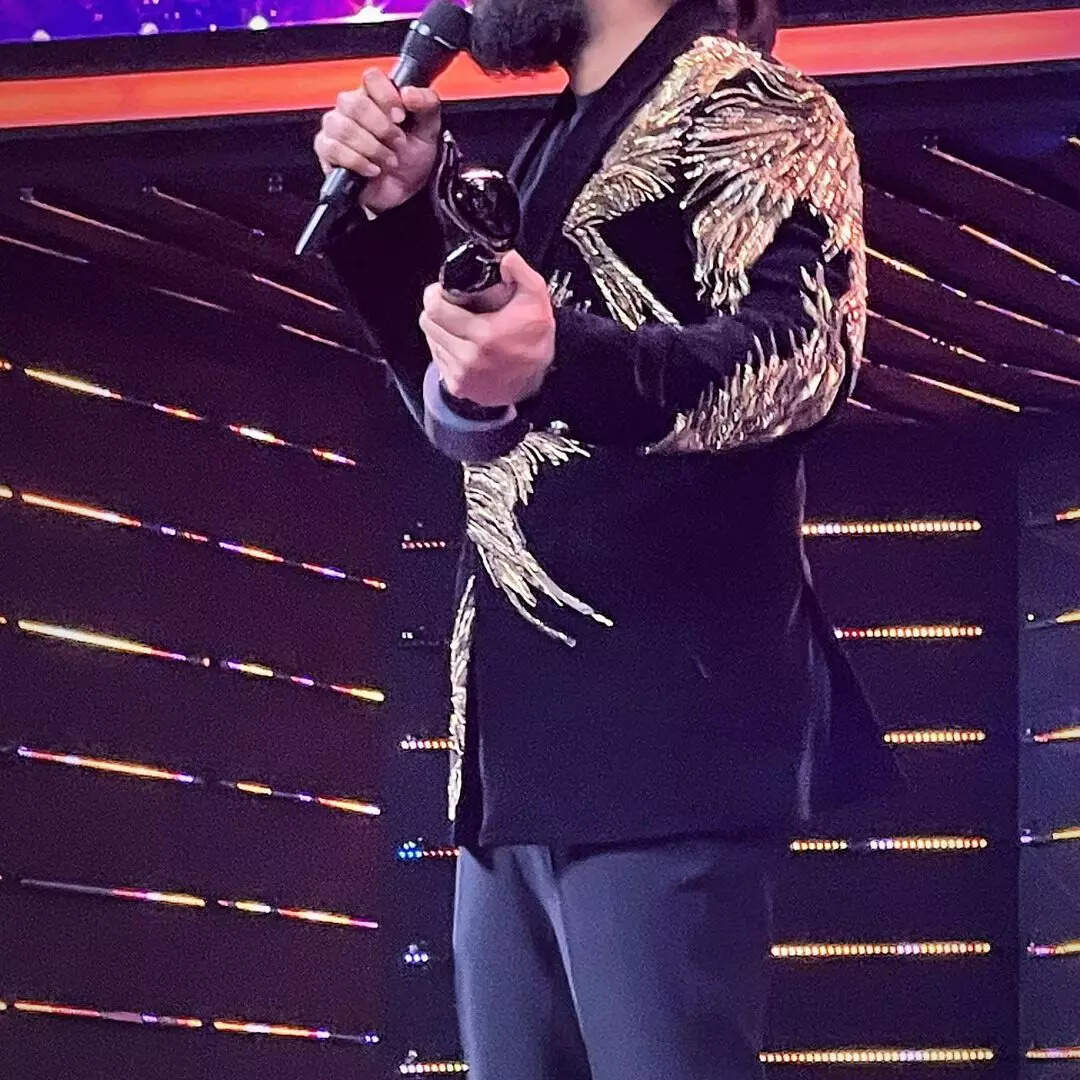 'Pushpa: The Rise' wins big at 67th Parle Filmfare Awards South 2022 ...