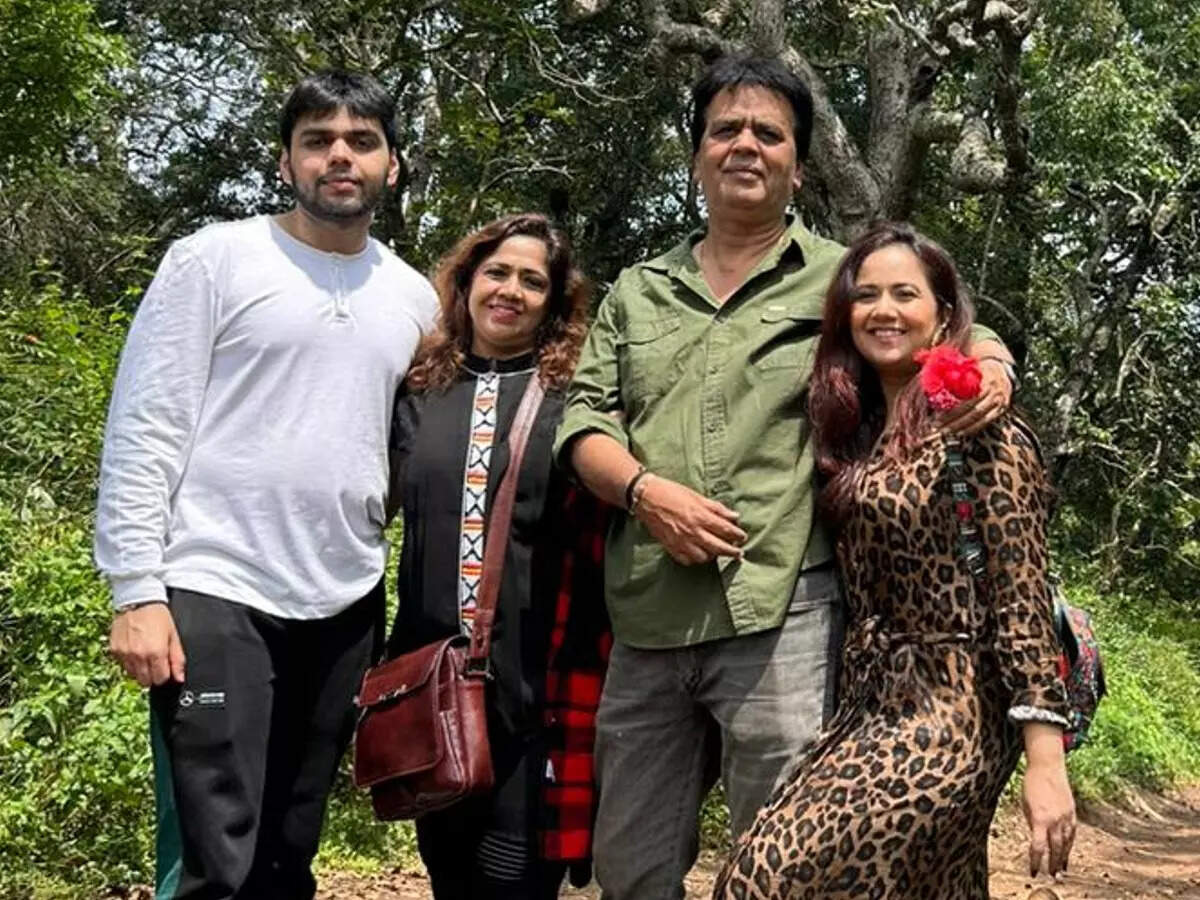 Roopal Tyagi goes on a road trip to Tamil Nadu with her family for her ...