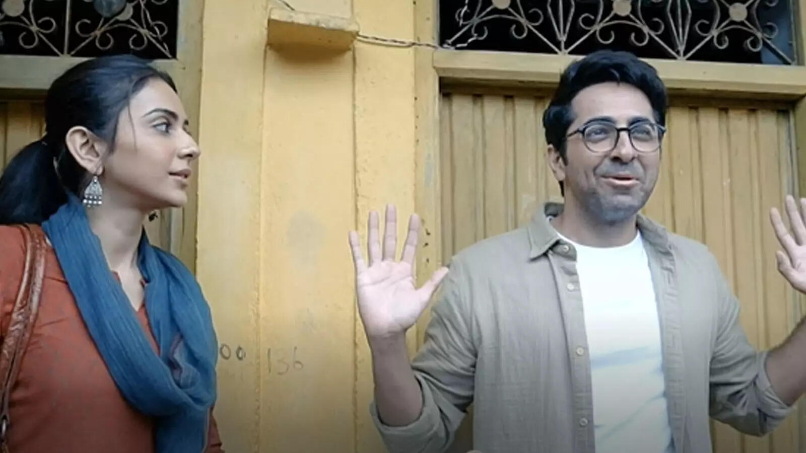 Watch: Team DoctorG having fun on the sets, and making us smile!