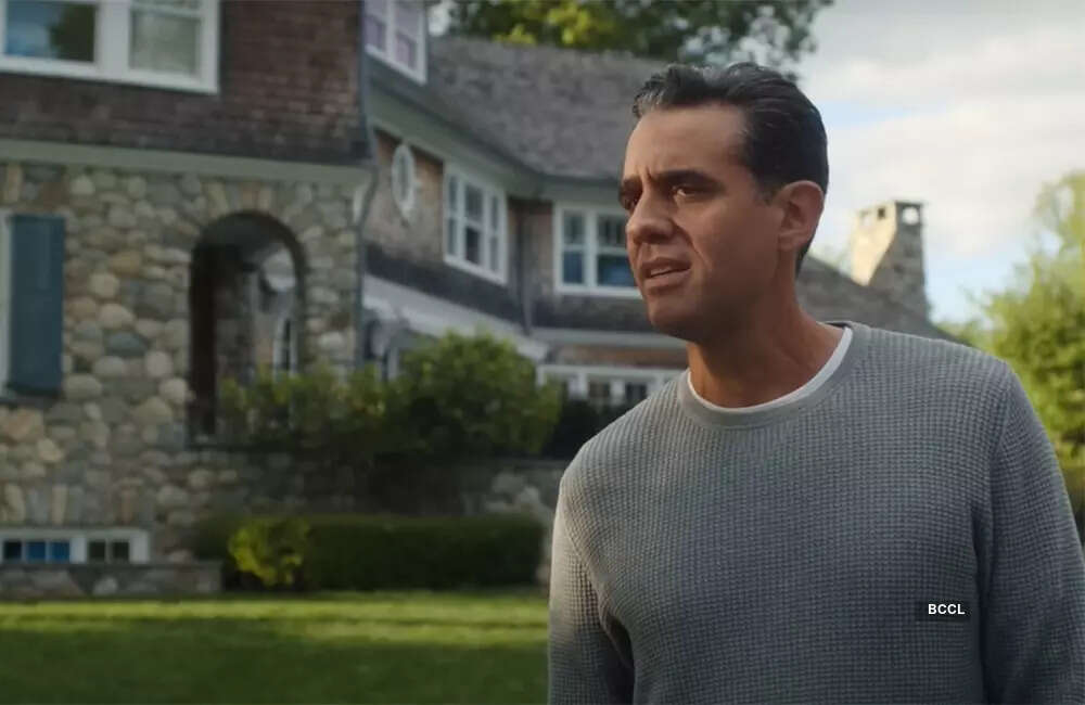 The Watcher Season 1 Review: Ryan Murphy’s thriller doesn’t get you ...