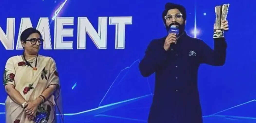 Icon Star Allu Arjun receives Indian of the Year Award in Entertainment Category