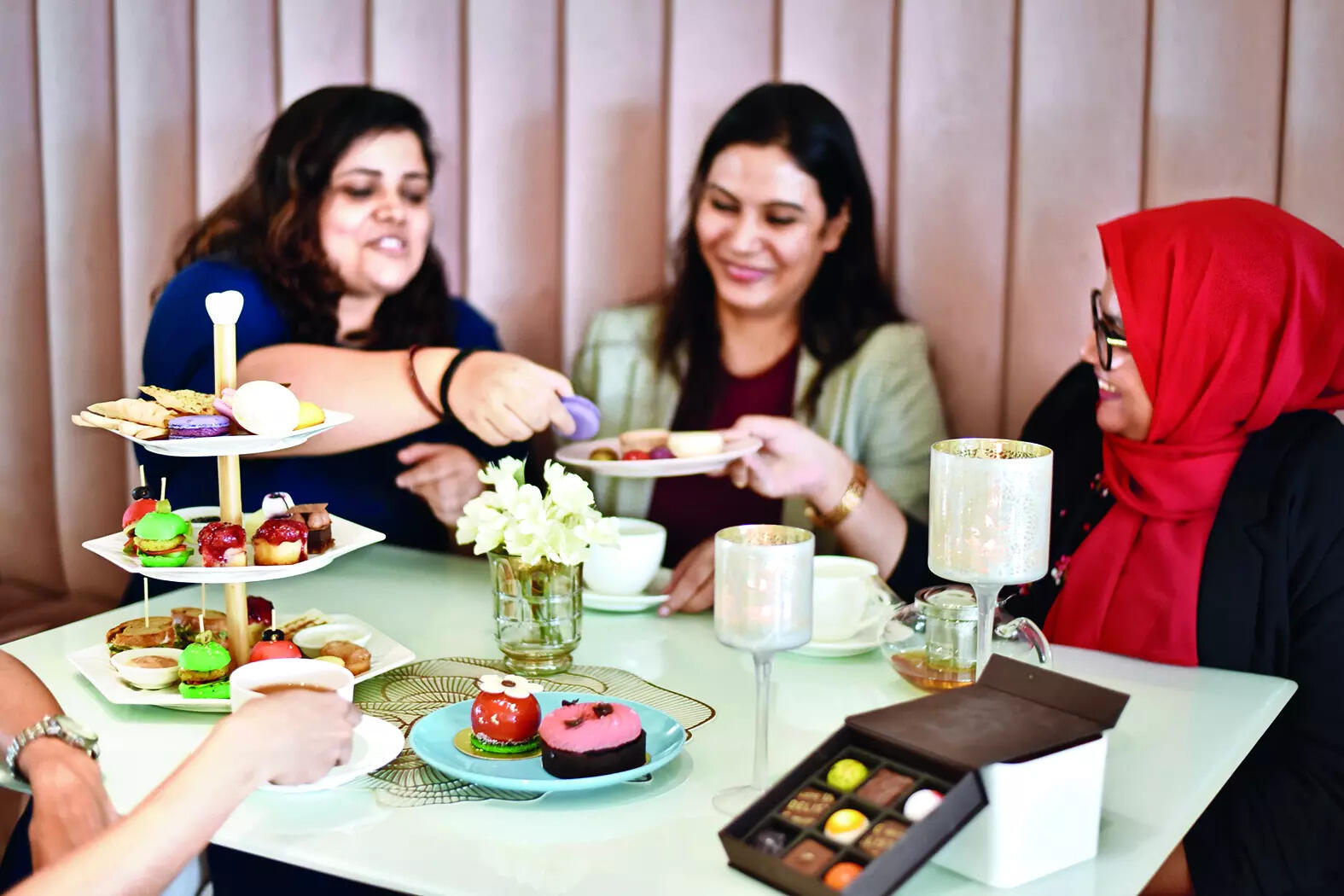 Sugar ‘n’ spice and all things nice: A lowdown on high teas - Times of ...