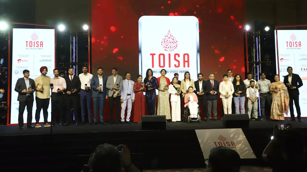 In Pics: Stars descend at TOISA 2021