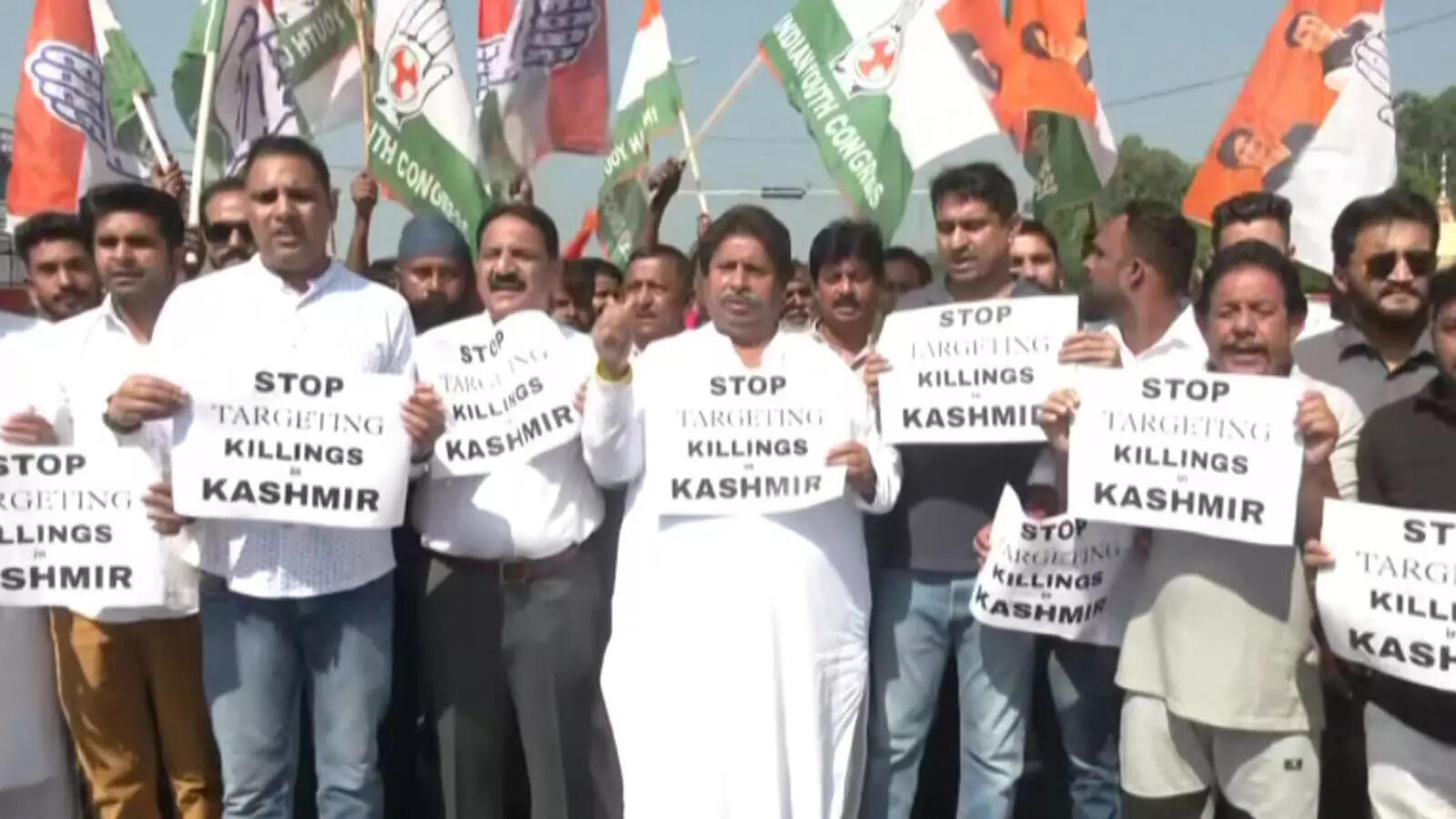 J&K: Congress workers protest against killing of Kashmiri Pandit Puran ...