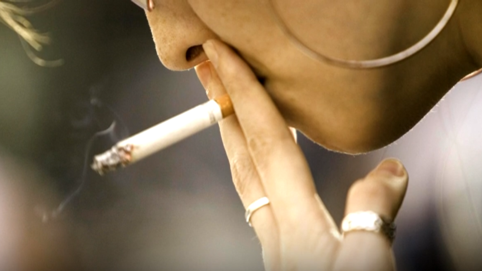 Most women reduce smoking after knowing about their pregnancy: Study