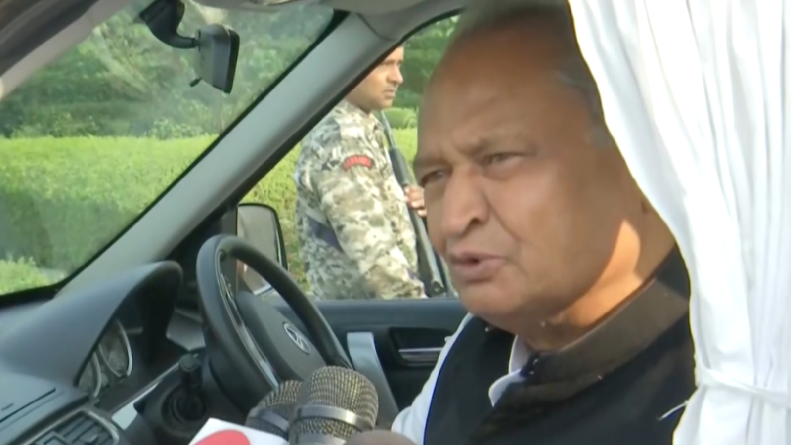 “Only Rahul can challenge Modi” Ashok Gehlot on day Mallikarjun Kharge takes charge as Congress ...