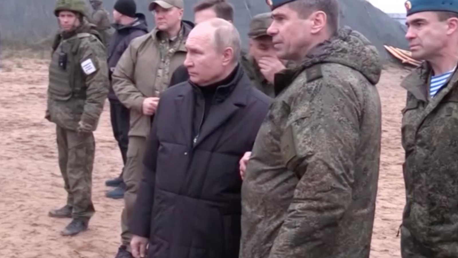 Russian President Vladimir Putin inspects mobilized reservist training
