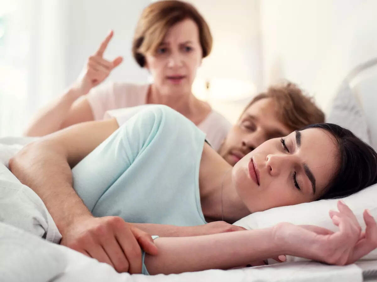6 tips to deal with the pressure of having another baby