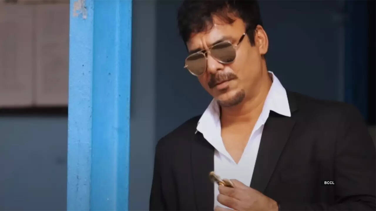 Oneway Movie: Showtimes, Review, Songs, Trailer, Posters, News & Videos ...