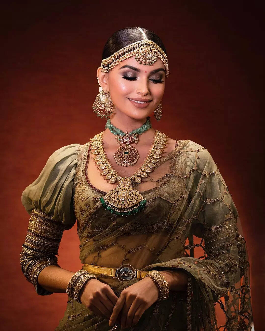 Suman Rao's traditional photoshoot will leave you spellbound