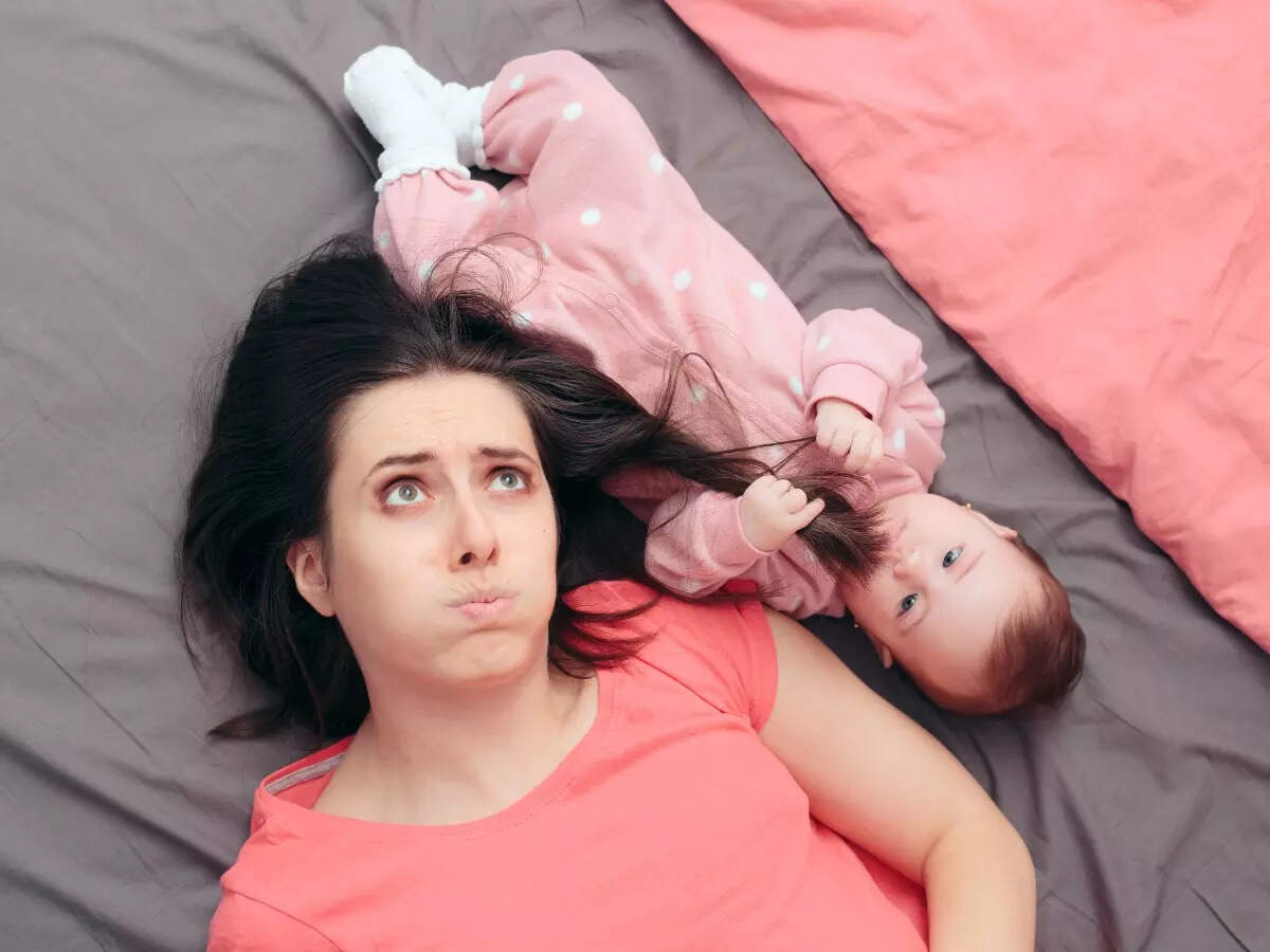 How to overcome boredom in parenthood?