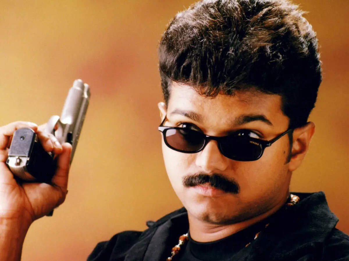 20 years of 'Bagavathi': Five highlights from Vijay's mass action film
