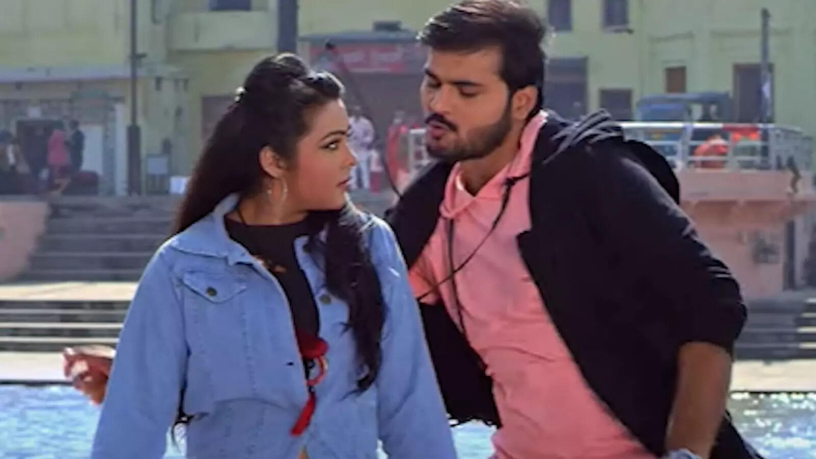 'Aan Ban Shan': Arvind Akela Kallu's new song 'Tohara Twitter Pe' is out!