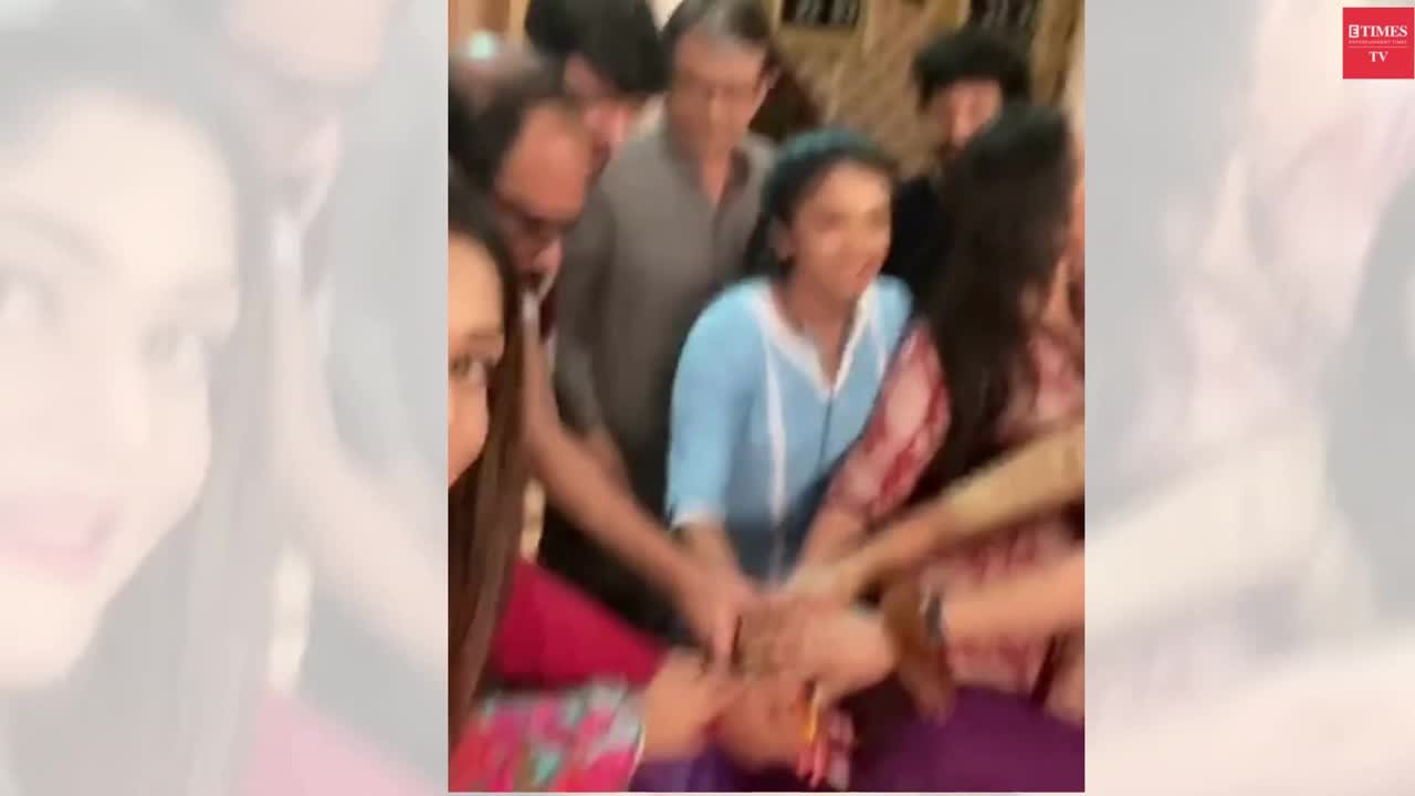 TV show Alta Phoring completes 300 episodes, team celebrates