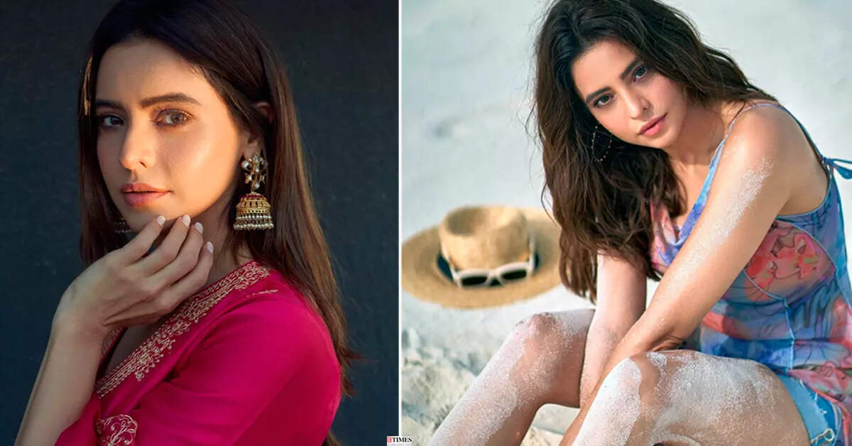 Amit Kapoor And Aamna Shariff