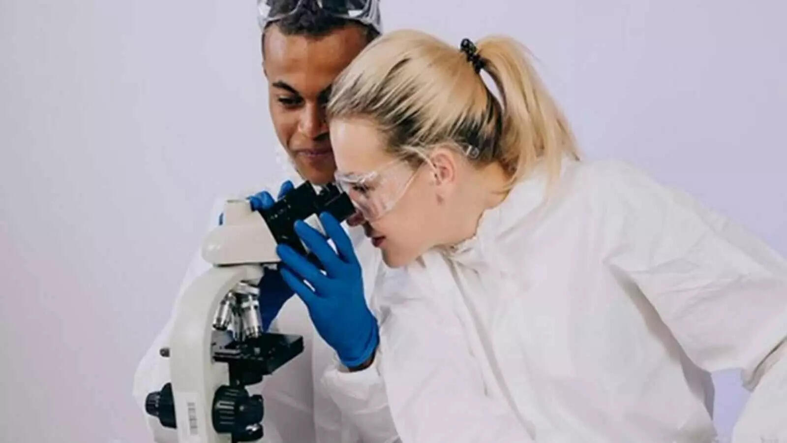 Researchers find why cancer cells require proteins, copper