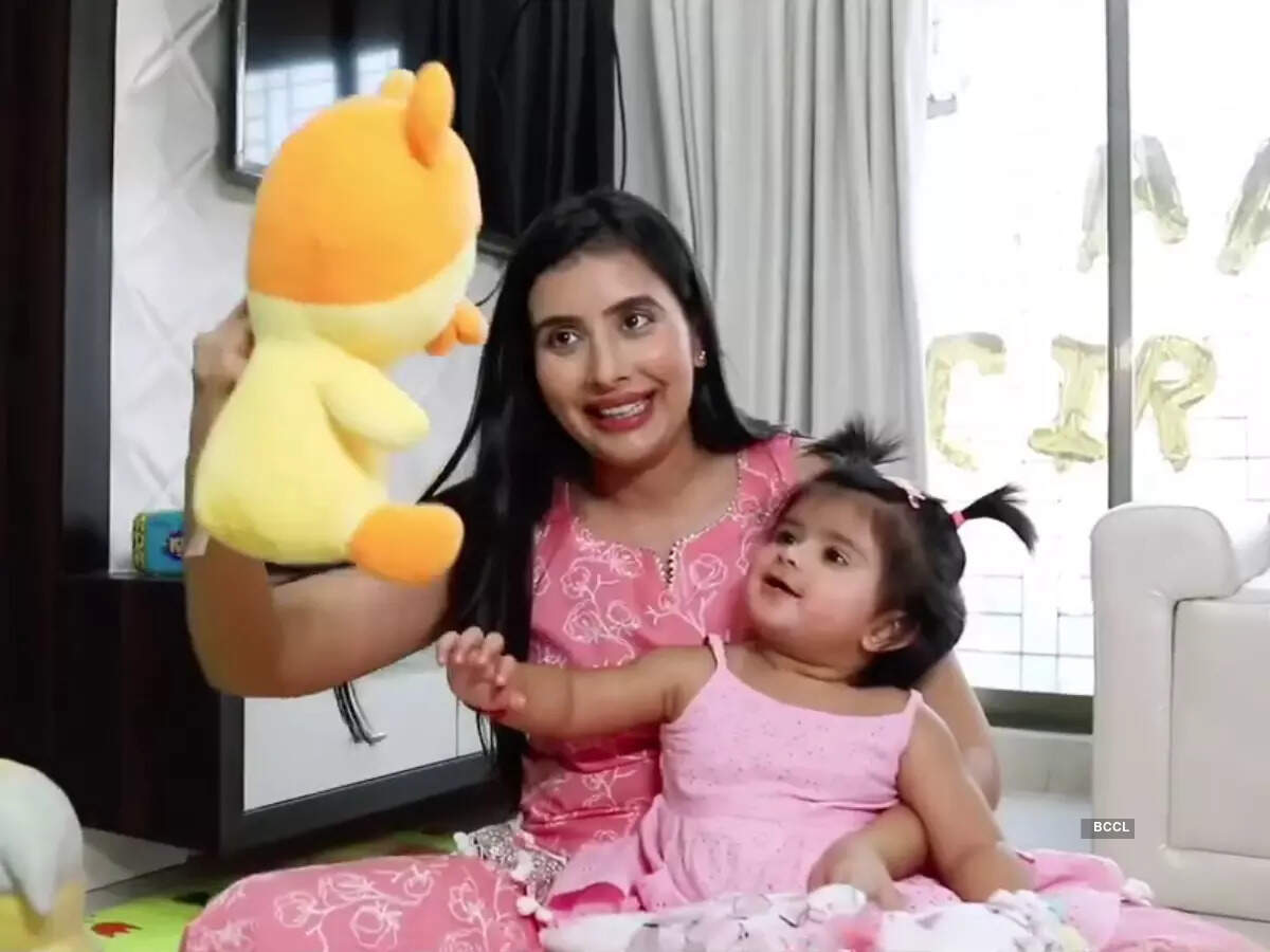 Charu Asopa wishes sister-in-law Sushmita Sen as she turns 47; says ...