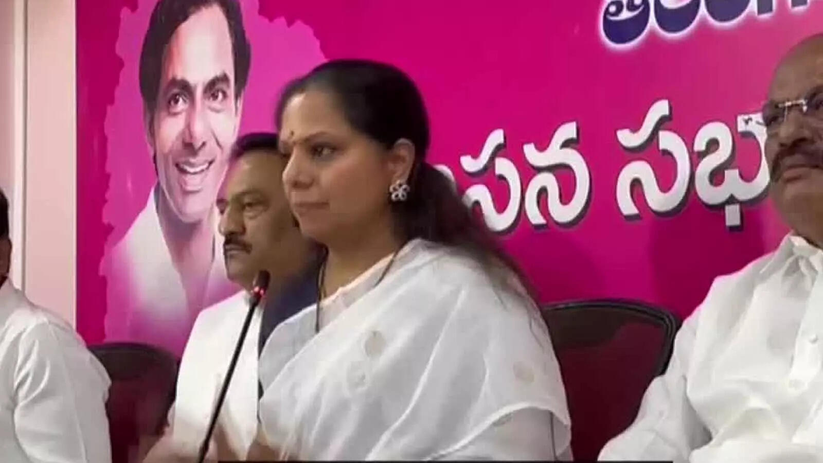 Not going to join any party: TRS MLC K Kavitha responds to Arvind Dharmapuri