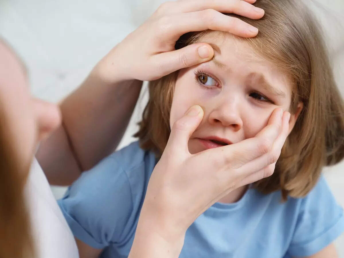 How to look after your kids’ eyes in winters