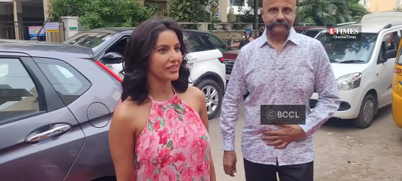 Priya Anand at the launch of Trishla Baid Arora's new flagship store