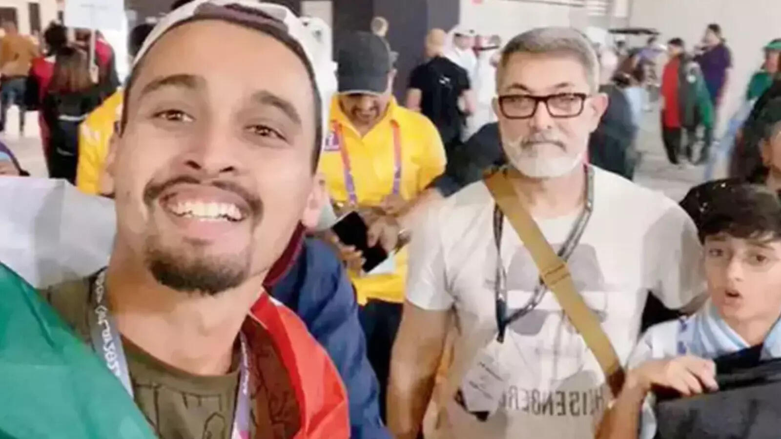 FIFA World Cup Qatar 2022: Aamir Khan enjoy football match with ex-wife ...