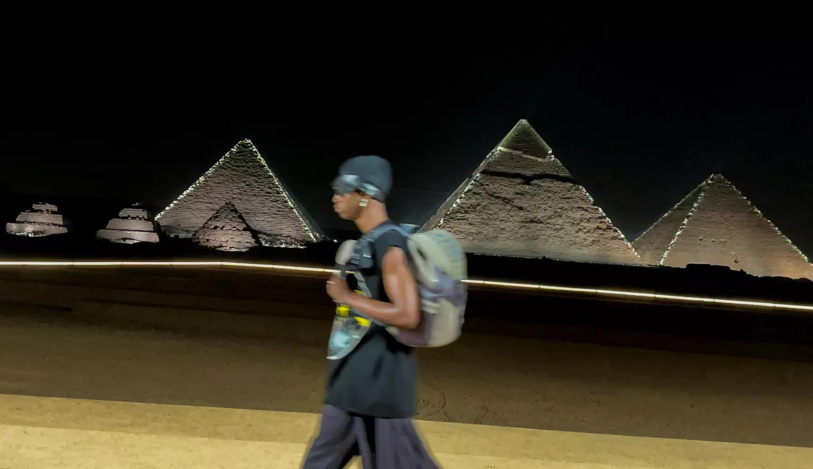 Dior showcases fashion in shadow of Egypt’s pyramids - Times of India