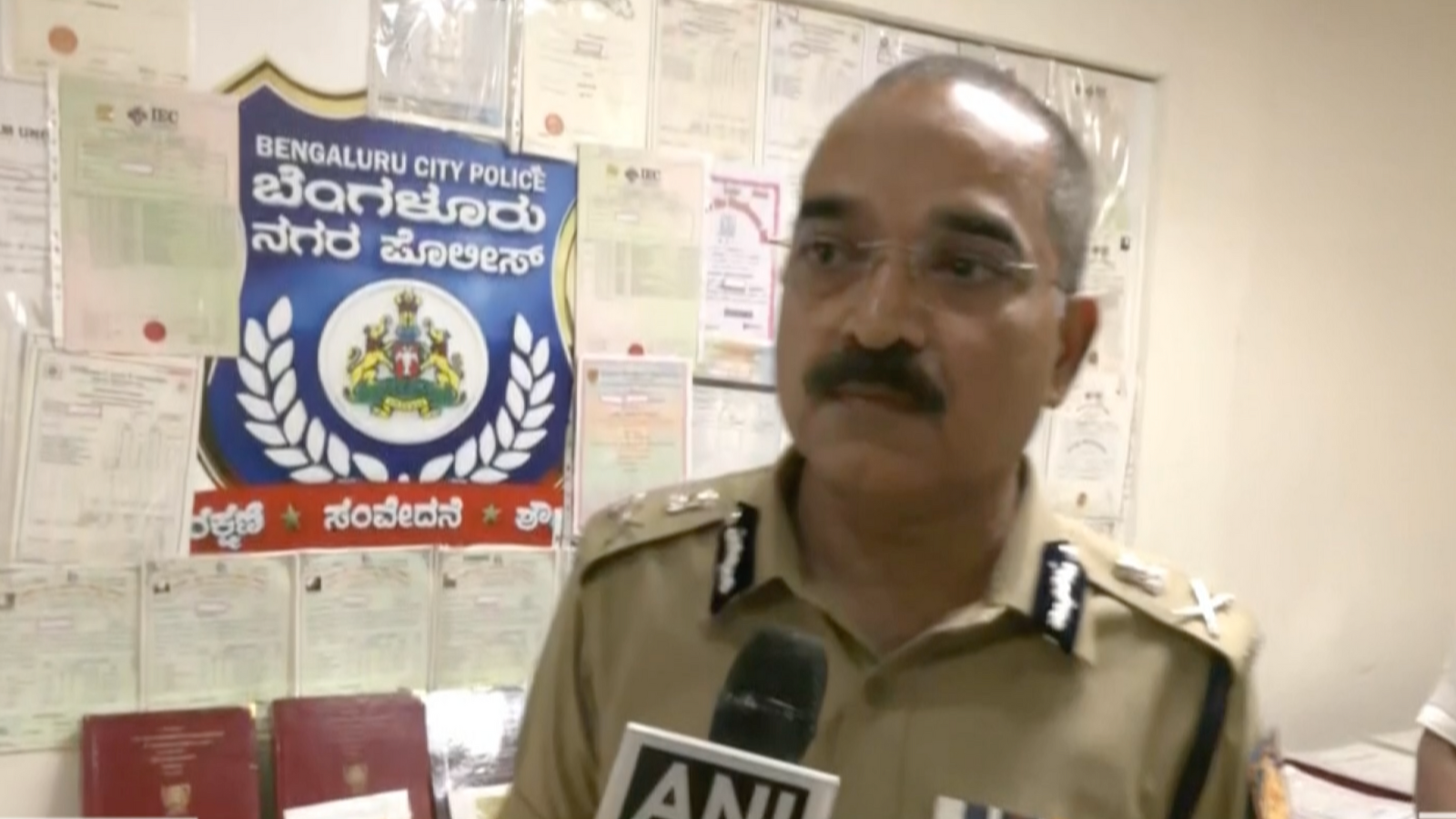 Bengaluru Police Busts Fake Educational Degree Racket 1 000 Forged Certificates Recovered