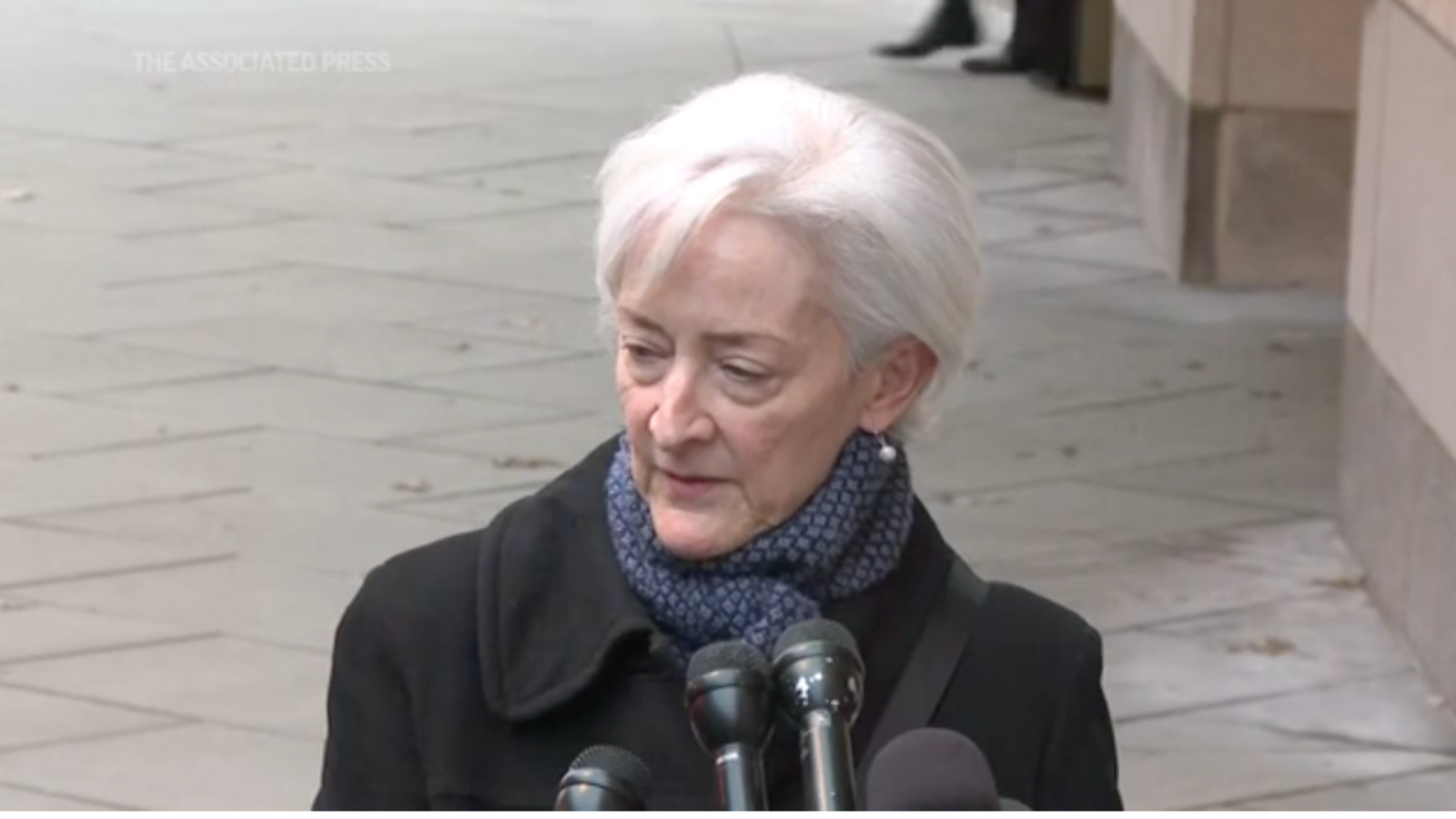 Widow reacts as Lockerbie suspect appears in US court