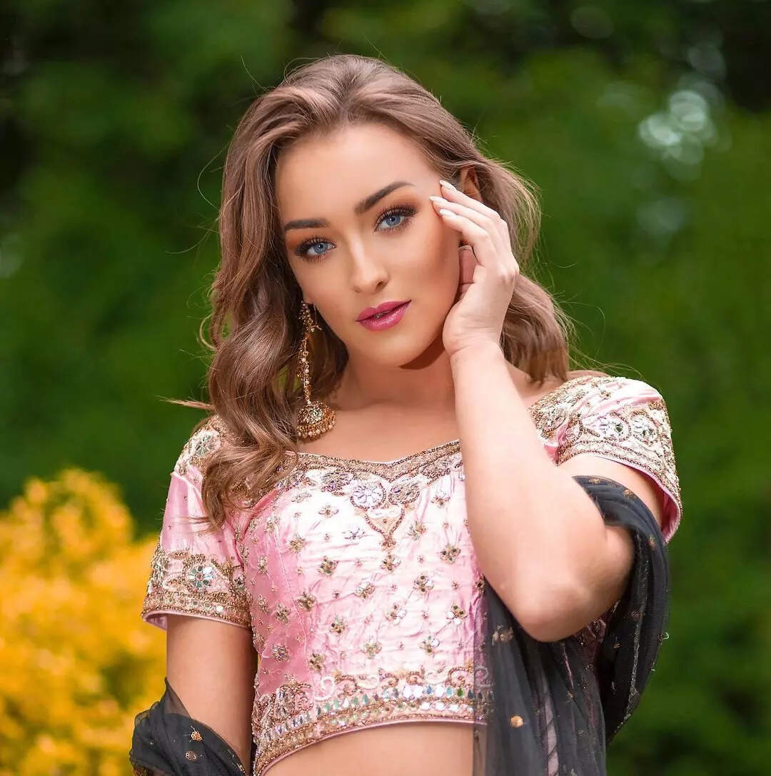 Alexandra Taylor: I’m moving into Kolkata in January, want to be ...