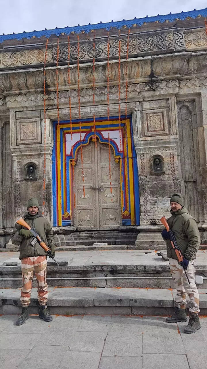 Kedarnath Temple Security: Decked in gold, Kedarnath shrine gets 30 ...