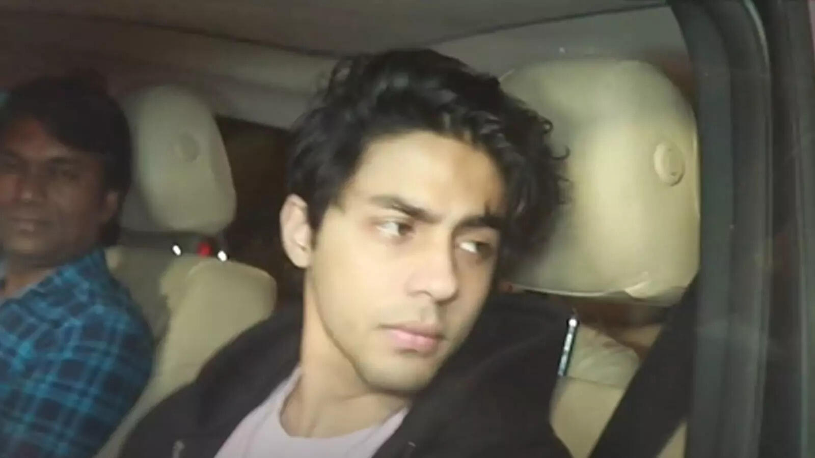 Aryan Khan shells out uber-cool vibes in a black hoodie as he attends ...