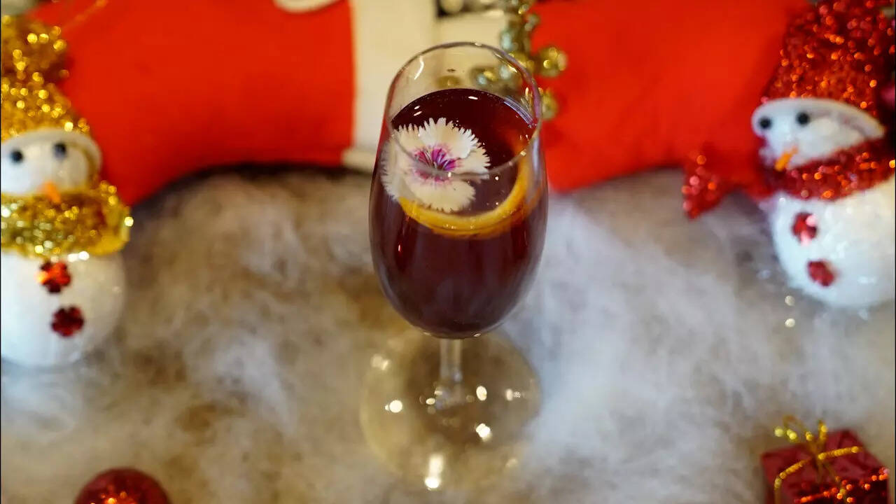 Watch: How to make Berry Mimosa - Times Food