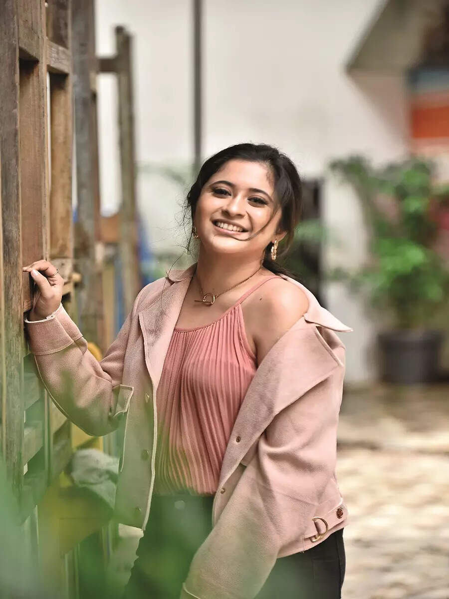 Entertaining acts rule the digital auditions - Times of India