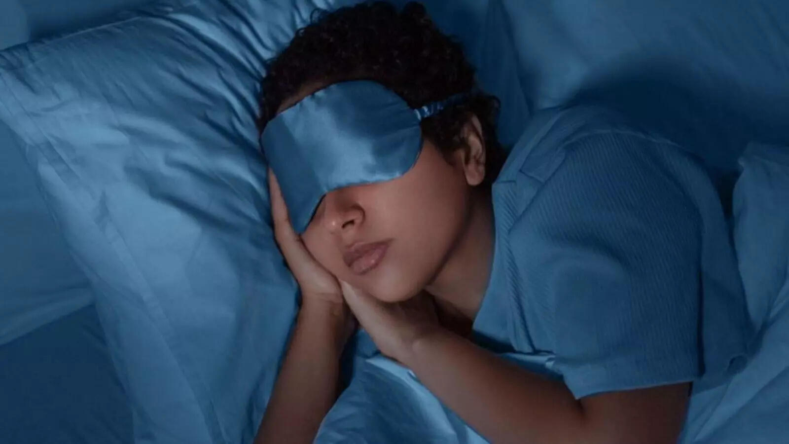 Study suggests people sleep least from early 30s to early 50s