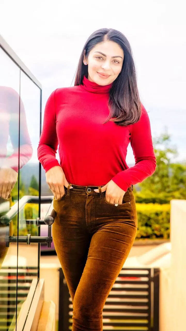 Nihaar Lain De: The first song from ‘Kali Jotta’ is a love ballad ... Nihaar Lain De: The first song from ‘Kali Jotta’ is a love ballad ...
