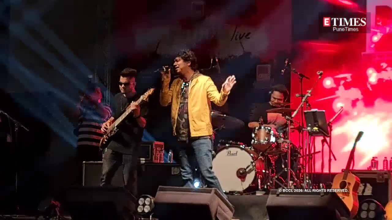 Singer 'Papon' mesmerized the Pune audience